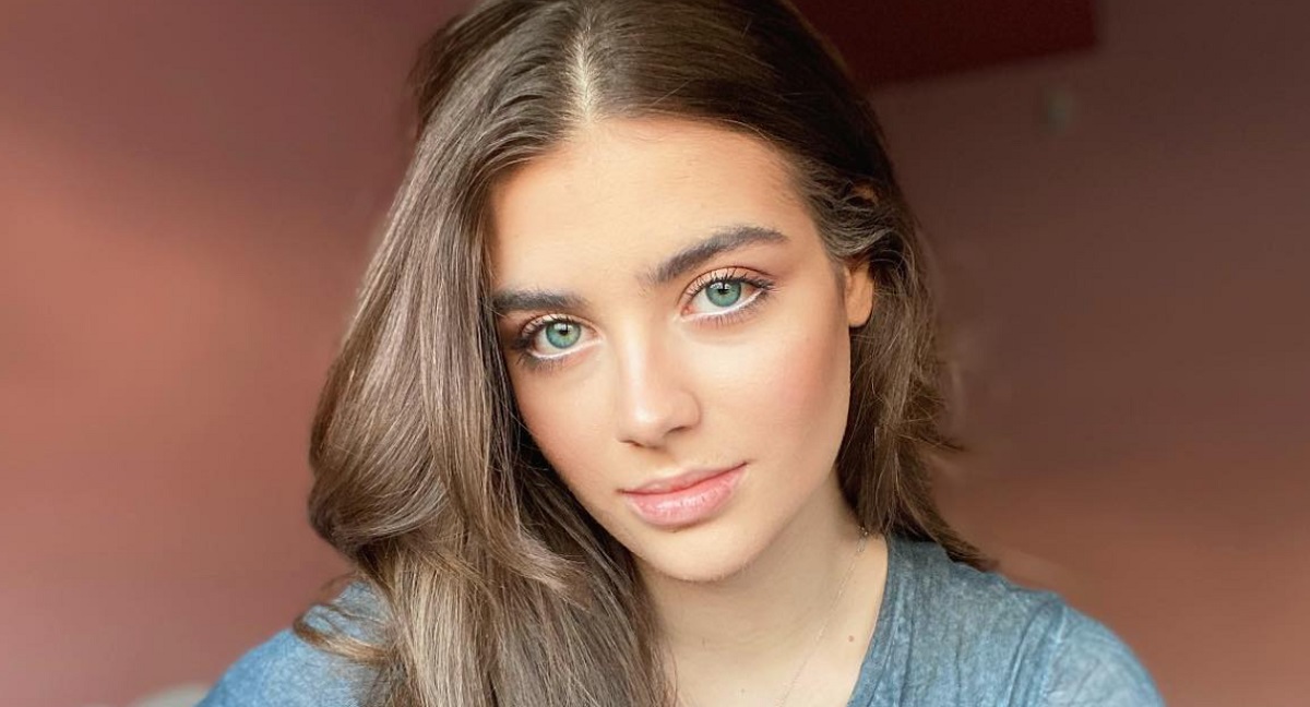 Cine este Ana Bodea, protagonista serialului Lia de la Antena 1. Se iubește cu un coleg de pe ...