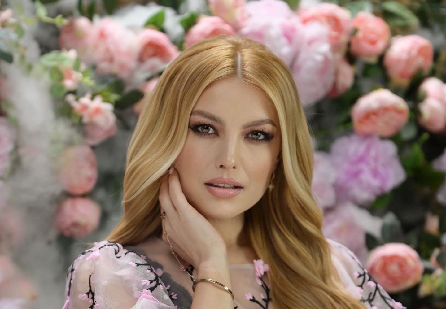 Elena Gheorghe, despre problemele de sănătate cu care s-a confruntat ... Elena Gheorghe, despre problemele de sănătate cu care s-a confruntat ...