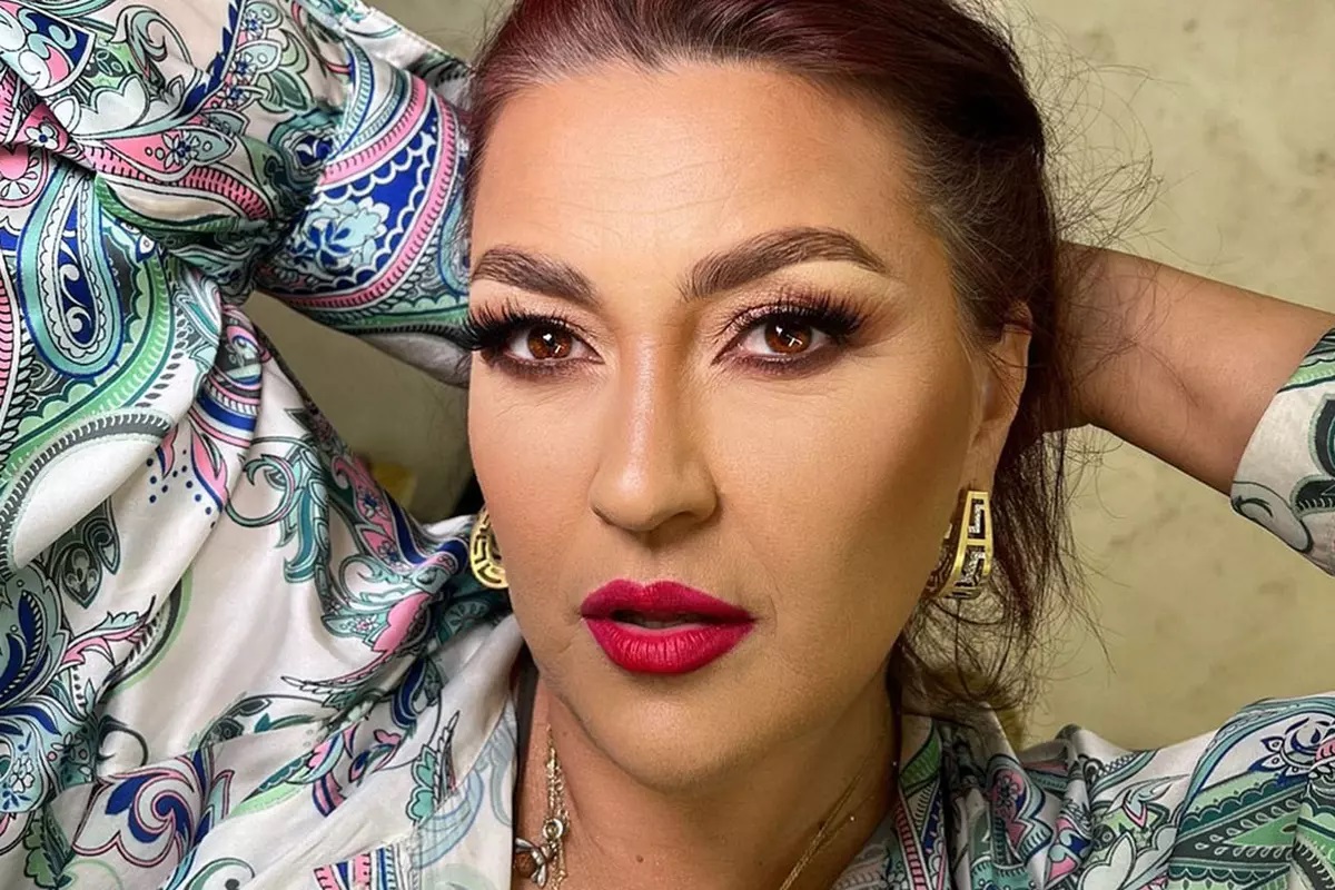 Imagini nemaivăzute cu fiica Ronei Hartner. Cu ce se ocupă Rita la 15 ani, de ce mama ei o ține ...