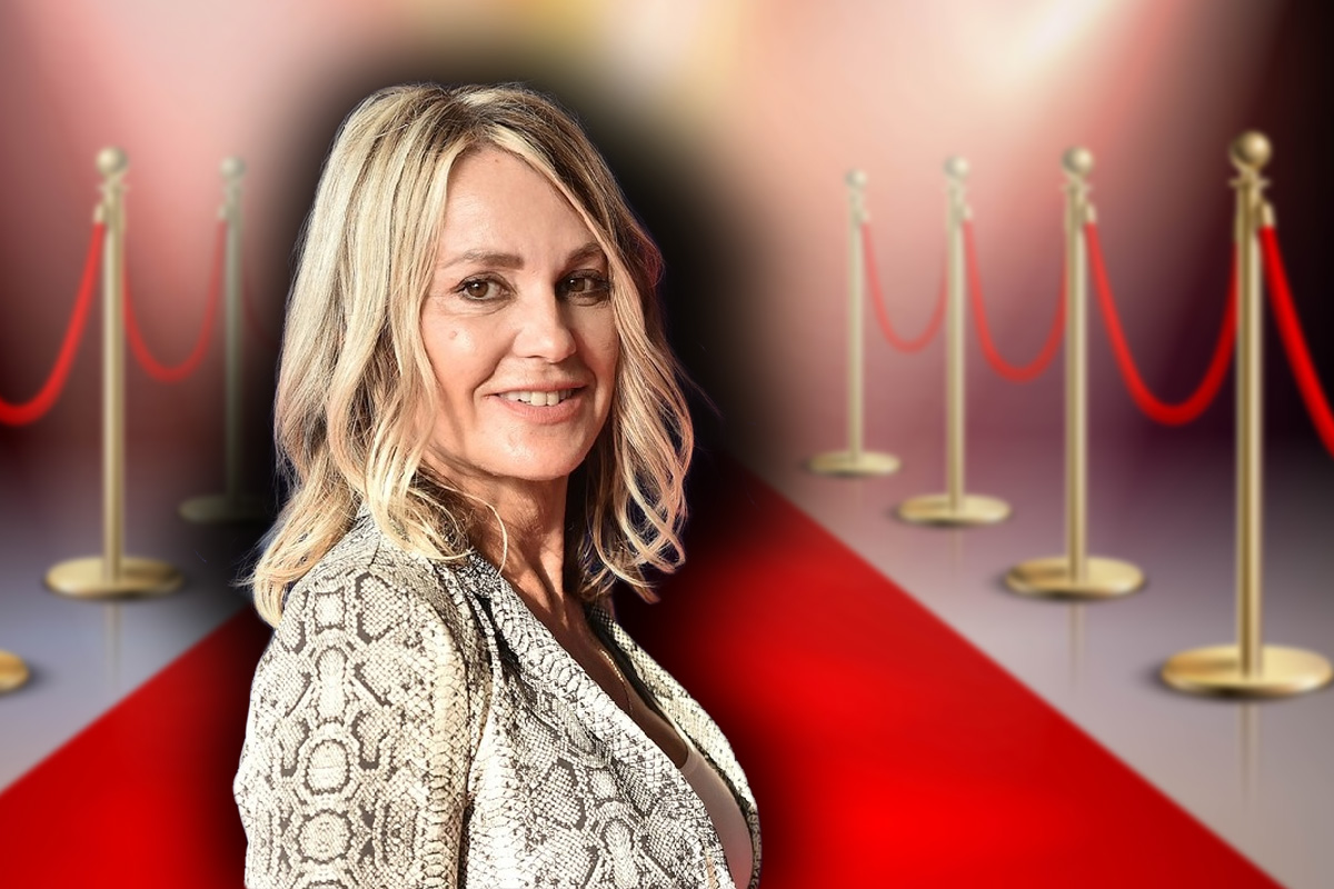 Nadia Comăneci, ravisantă la evenimentul de lansare a filmului lui Ilie ... Nadia Comăneci, ravisantă la evenimentul de lansare a filmului lui Ilie ...